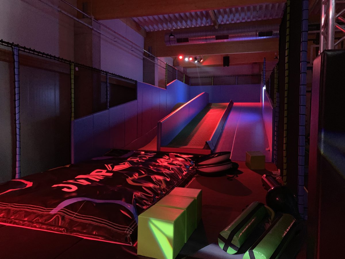 Atrakcje - Jump Space - park trampolin - Śrem